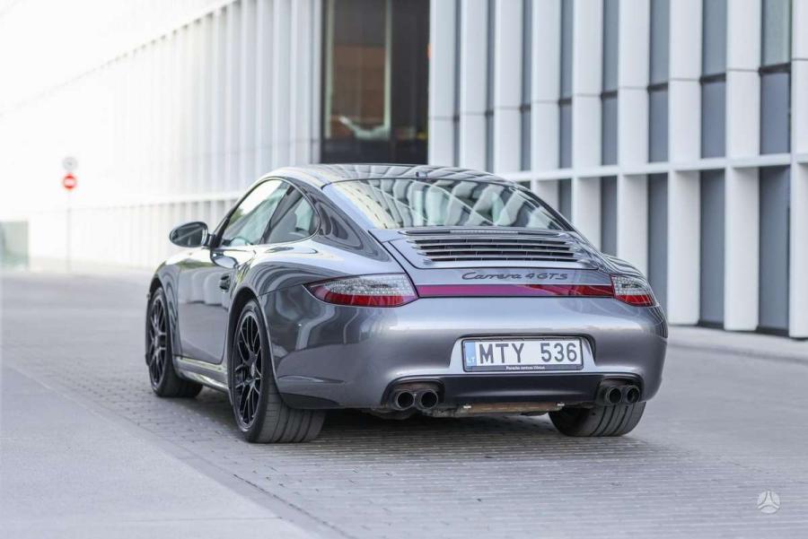 Серый Порше 911 2012 в Вильнюс, объемом двигателя 3.80 л и пробегом 81 тыс. км за 72000 €, фото 1 на AUTOMOTO.COM.LV