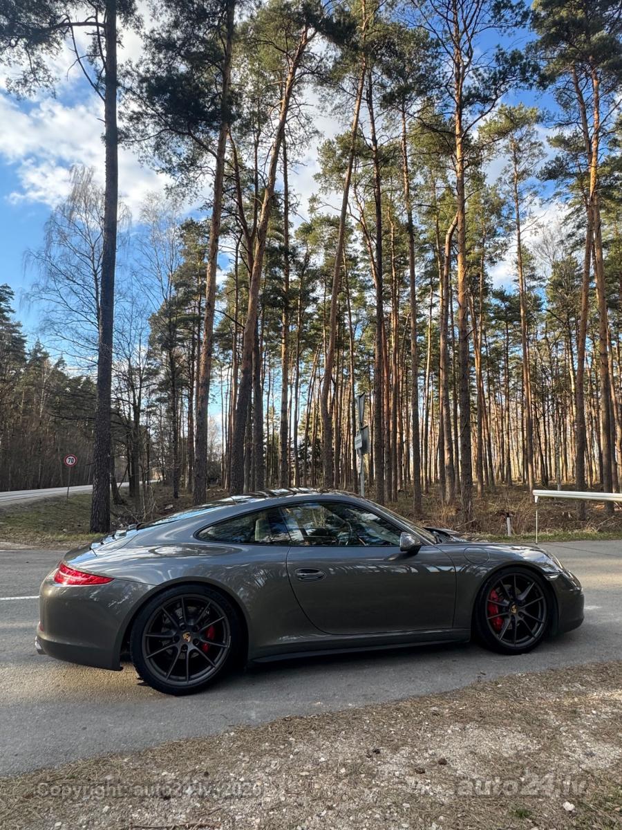 Pelēks Porsche 911 2014 Tallina, ar dzinēja tilpumu 3.80 L un nobraukumu 102 tūkst. km par 69000 €, foto 5 vietnē AUTOMOTO.COM.LV