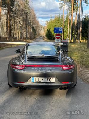 Pelēks Porsche 911 2014 Tallina, ar dzinēja tilpumu 3.80 L un nobraukumu 102 tūkst. km par 69000 €, foto 6 vietnē AUTOMOTO.COM.LV