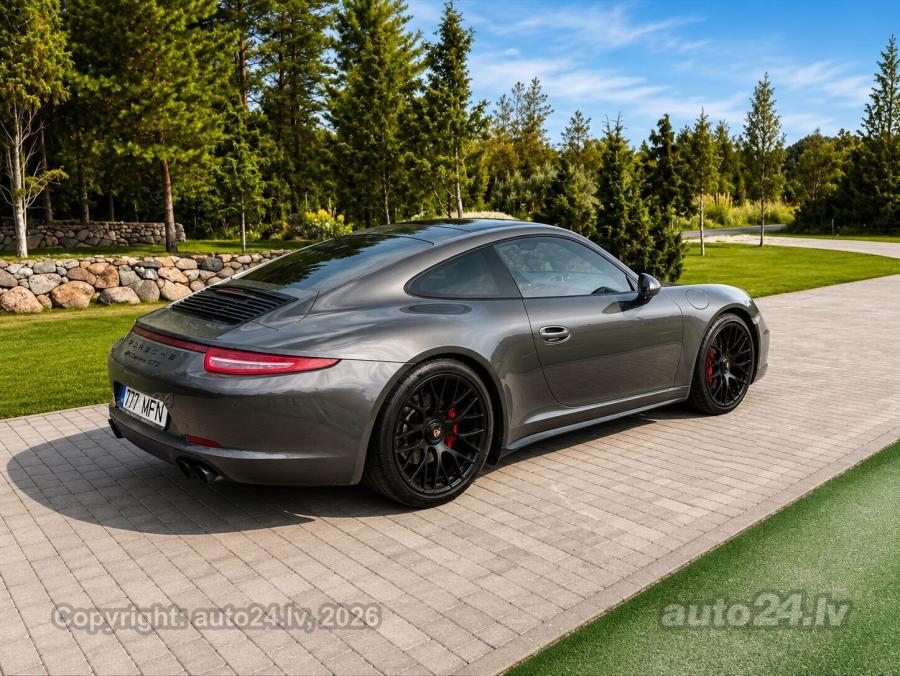 Grey Porsche 911 2015 in Tallinn, with an engine capacity of 3.80 L and mileage of 130 thousand km for 90000 €, photo 7 on AUTOMOTO.COM.LV