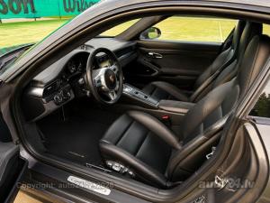 Grey Porsche 911 2015 in Tallinn, with an engine capacity of 3.80 L and mileage of 130 thousand km for 90000 €, photo 9 on AUTOMOTO.COM.LV