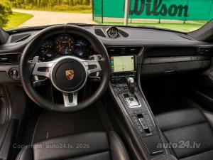 Grey Porsche 911 2015 in Tallinn, with an engine capacity of 3.80 L and mileage of 130 thousand km for 90000 €, photo 10 on AUTOMOTO.COM.LV