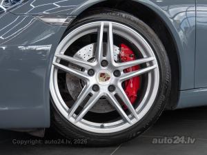 Pelēks Porsche 911 2016 Tallina, ar dzinēja tilpumu 3.00 L un nobraukumu 67 tūkst. km par 86900 €, foto 5 vietnē AUTOMOTO.COM.LV