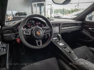 Pelēks Porsche 911 2016 Tallina, ar dzinēja tilpumu 3.00 L un nobraukumu 67 tūkst. km par 86900 €, foto 13 vietnē AUTOMOTO.COM.LV