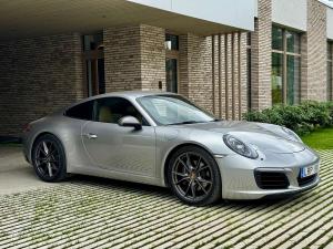 Pelēks Porsche 911 2017 Šauļi, ar dzinēja tilpumu 2.98 L un nobraukumu 103 tūkst. km par 66900 €, foto  vietnē AUTOMOTO.COM.LV