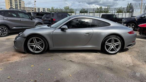 Pelēks Porsche 911 2019 Ukmergė, ar dzinēja tilpumu 3.00 L un nobraukumu 28 tūkst. km par 57990 €, foto 8 vietnē AUTOMOTO.COM.LV