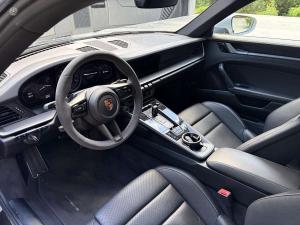Grey Porsche 911 2020 in Vilnius, with an engine capacity of 2.98 L and mileage of 34 thousand km for 99992 €, photo 10 on AUTOMOTO.COM.LV