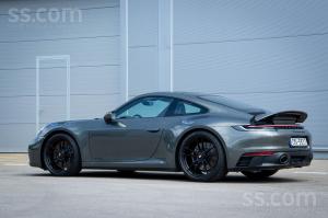 Pelēks Porsche 911 2022 Rīga, ar dzinēja tilpumu 3.00 L un nobraukumu 9 tūkst. km par 149000 €, foto 4 vietnē AUTOMOTO.COM.LV