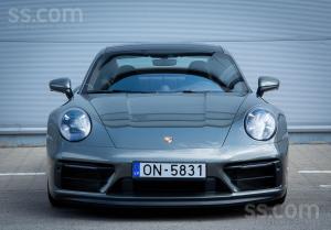 Pelēks Porsche 911 2022 Rīga, ar dzinēja tilpumu 3.00 L un nobraukumu 9 tūkst. km par 149000 €, foto 6 vietnē AUTOMOTO.COM.LV