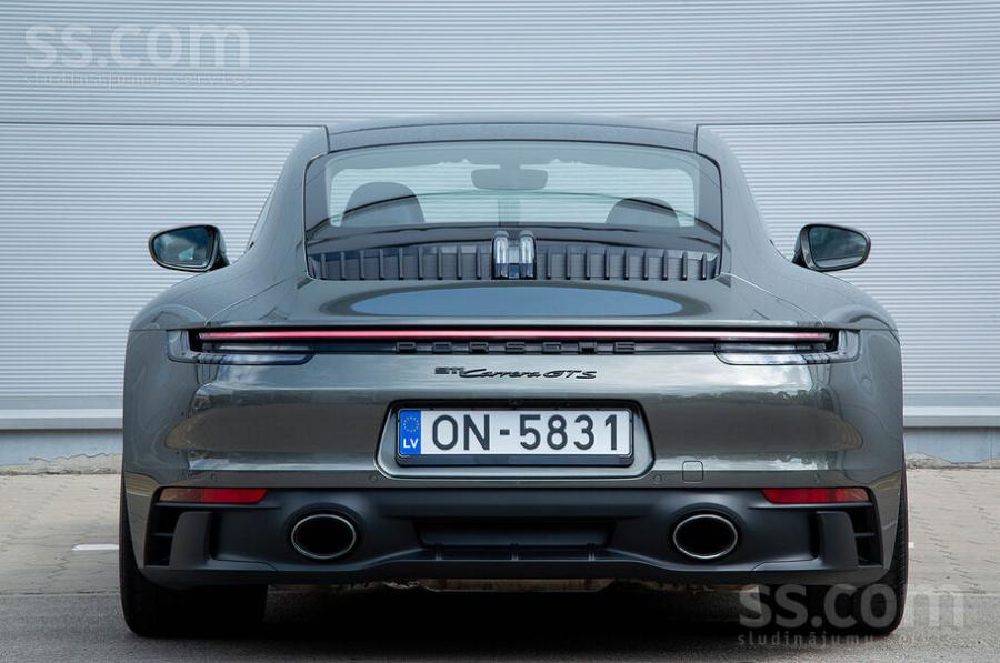 Pelēks Porsche 911 2022 Rīga, ar dzinēja tilpumu 3.00 L un nobraukumu 9 tūkst. km par 149000 €, foto 13 vietnē AUTOMOTO.COM.LV