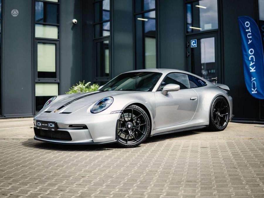 Pelēks Porsche 911 2022 Kauņa, ar dzinēja tilpumu 4.00 L un nobraukumu 15 tūkst. km par 160450 €, foto 3 vietnē AUTOMOTO.COM.LV