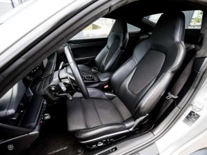 Pelēks Porsche 911 2022 Kauņa, ar dzinēja tilpumu 4.00 L un nobraukumu 15 tūkst. km par 160450 €, foto 32 vietnē AUTOMOTO.COM.LV