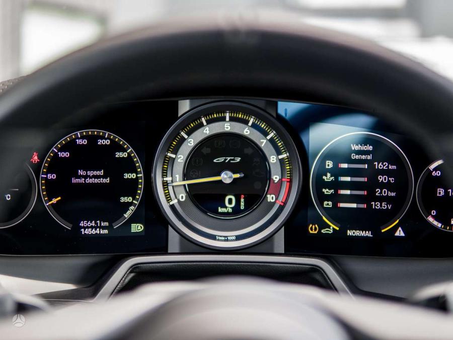 Pelēks Porsche 911 2022 Kauņa, ar dzinēja tilpumu 4.00 L un nobraukumu 15 tūkst. km par 160450 €, foto 34 vietnē AUTOMOTO.COM.LV