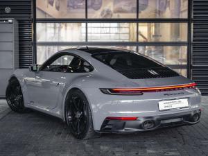 Pelēks Porsche 911 2023 Viļņa, ar dzinēja tilpumu 2.98 L un nobraukumu 28 tūkst. km par 154911 €, foto 3 vietnē AUTOMOTO.COM.LV