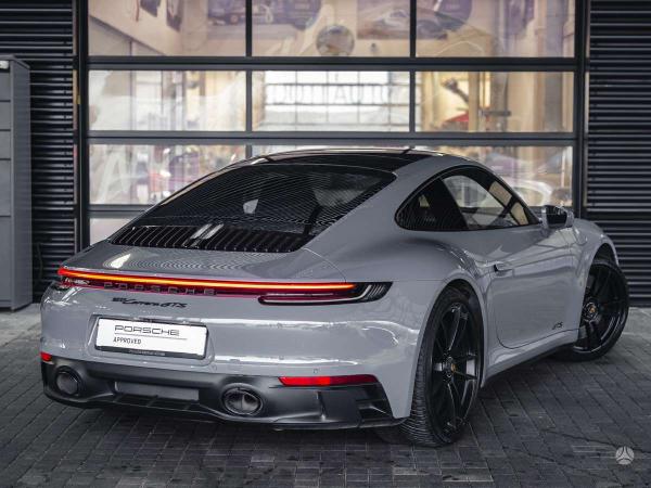 Pelēks Porsche 911 2023 Viļņa, ar dzinēja tilpumu 2.98 L un nobraukumu 28 tūkst. km par 154911 €, foto 5 vietnē AUTOMOTO.COM.LV