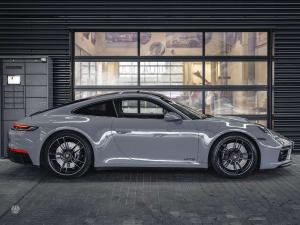 Pelēks Porsche 911 2023 Viļņa, ar dzinēja tilpumu 2.98 L un nobraukumu 28 tūkst. km par 154911 €, foto 6 vietnē AUTOMOTO.COM.LV