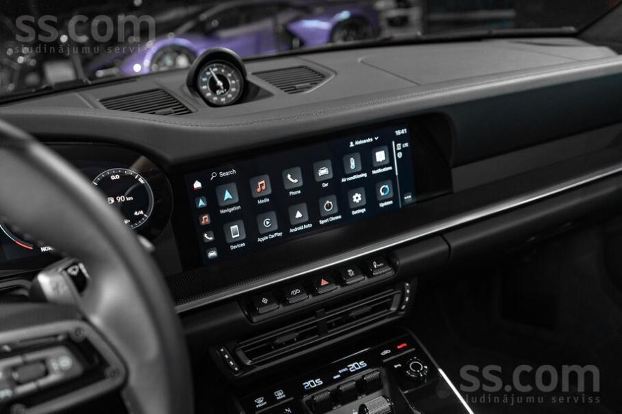 Серый Порше 911 2023 в Рига, объемом двигателя 3.80 л и пробегом 6 тыс. км за 248050 €, фото 23 на AUTOMOTO.COM.LV