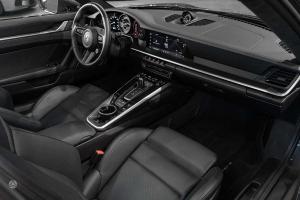Серый Порше 911 2023 в Рига, объемом двигателя 3.75 л и пробегом 6 тыс. км за 248050 €, фото 12 на AUTOMOTO.COM.LV