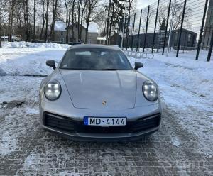 Grey Porsche 911 2024 in Riga, with an engine capacity of 3.00 L and mileage of 15 thousand km for 119000 €, photo 2 on AUTOMOTO.COM.LV