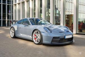 Grey Porsche 911 2024 in Vilnius, with an engine capacity of 4.00 L and mileage of 18 thousand km for 204900 €, photo 10 on AUTOMOTO.COM.LV