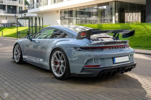 Grey Porsche 911 2024 in Vilnius, with an engine capacity of 4.00 L and mileage of 18 thousand km for 204900 €, photo 11 on AUTOMOTO.COM.LV