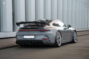 Grey Porsche 911 2024 in Vilnius, with an engine capacity of 4.00 L and mileage of 18 thousand km for 191900 €, photo 5 on AUTOMOTO.COM.LV