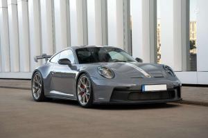Grey Porsche 911 2024 in Vilnius, with an engine capacity of 4.00 L and mileage of 18 thousand km for 191900 €, photo 6 on AUTOMOTO.COM.LV