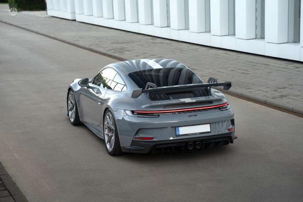 Порше 911 2024 в Вильнюс на AUTOMOTO.COM.LV Серый Порше 911 2024 в Вильнюс, объемом двигателя 4.00 л и пробегом 18 тыс. км за 191900 €, фото 11 на AUTOMOTO.COM.LV