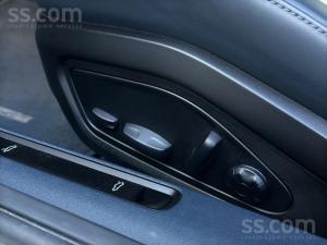 Pelēks Porsche 911 2025 Rīga, ar dzinēja tilpumu 3.00 L un nobraukumu 13 tūkst. km par 129900 €, foto 18 vietnē AUTOMOTO.COM.LV