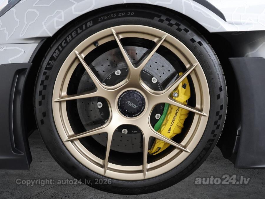 Grey Porsche 911 2025 in Tallinn, with an engine capacity of 4.00 L and mileage of 8 thousand km for 339000 €, photo 23 on AUTOMOTO.COM.LV