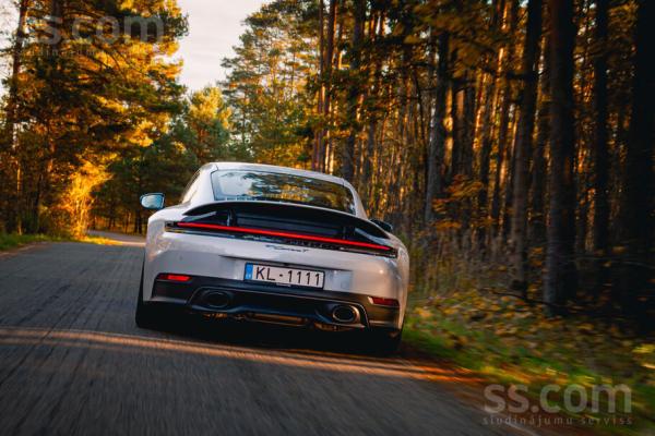 Серый Порше 911 2025 в Рига, объемом двигателя 3.00 л и пробегом 5 тыс. км за 139900 €, фото 6 на AUTOMOTO.COM.LV