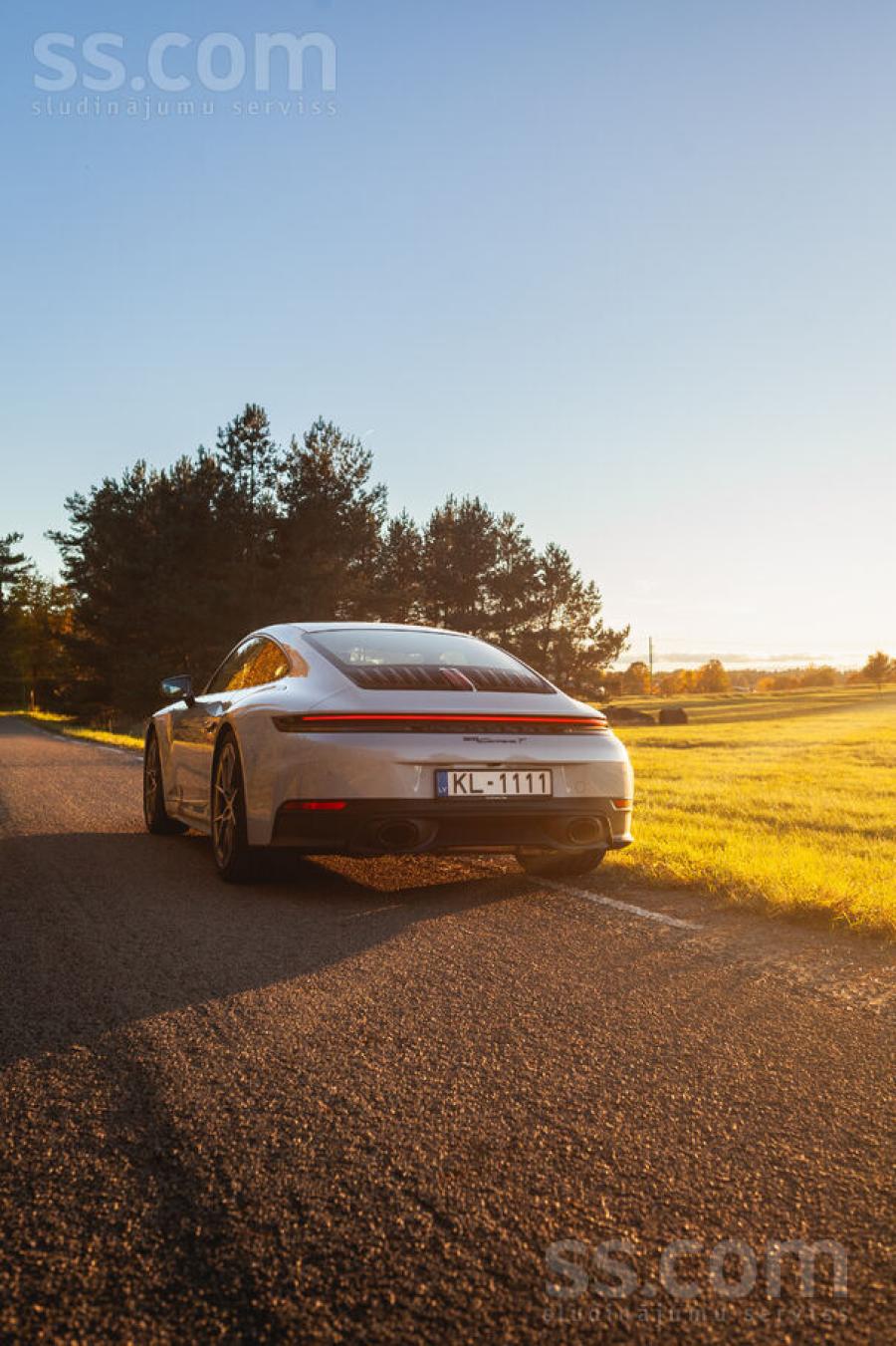 Серый Порше 911 2025 в Рига, объемом двигателя 3.00 л и пробегом 5 тыс. км за 139900 €, фото 5 на AUTOMOTO.COM.LV