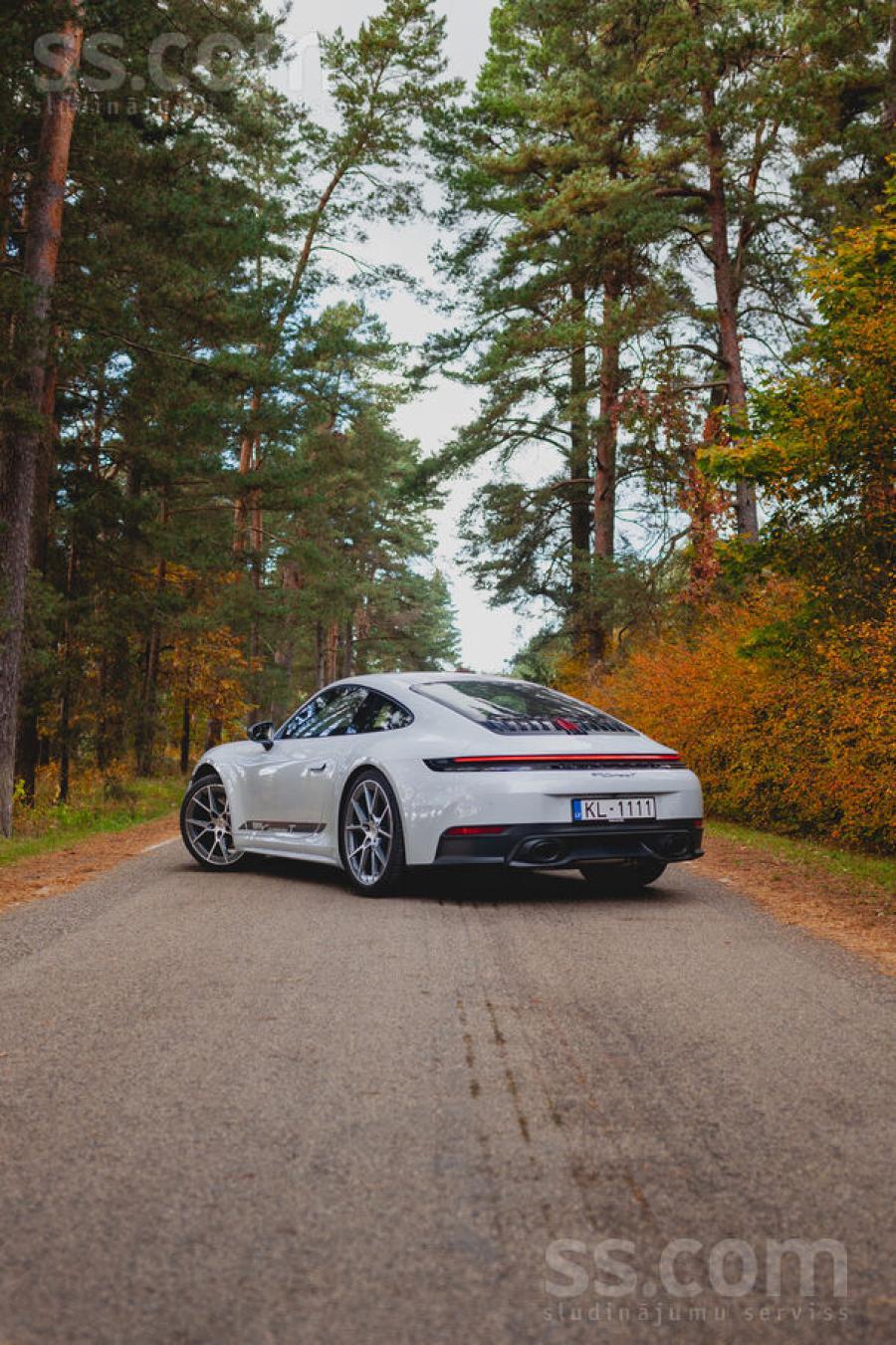 Серый Порше 911 2025 в Рига, объемом двигателя 3.00 л и пробегом 5 тыс. км за 139900 €, фото 22 на AUTOMOTO.COM.LV