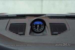 Серый Порше 911 2025 в Таллин, объемом двигателя 3.00 л и пробегом 2 тыс. км за 198400 €, фото 16 на AUTOMOTO.COM.LV