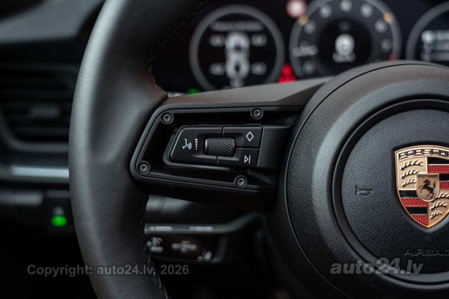 Серый Порше 911 2025 в Таллин, объемом двигателя 3.00 л и пробегом 2 тыс. км за 198400 €, фото 20 на AUTOMOTO.COM.LV