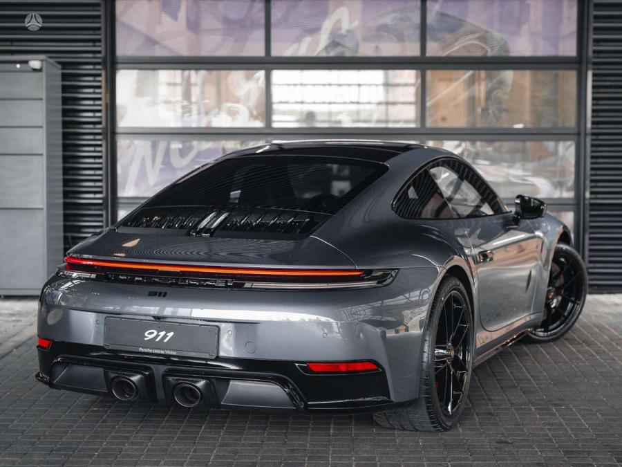 Pelēks Porsche 911 2026 Viļņa, ar dzinēja tilpumu 2.98 L un nobraukumu 3 tūkst. km par 205459 €, foto 6 vietnē AUTOMOTO.COM.LV