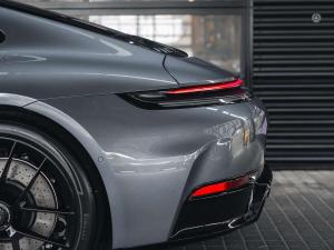 Pelēks Porsche 911 2026 Viļņa, ar dzinēja tilpumu 2.98 L un nobraukumu 3 tūkst. km par 205459 €, foto 18 vietnē AUTOMOTO.COM.LV