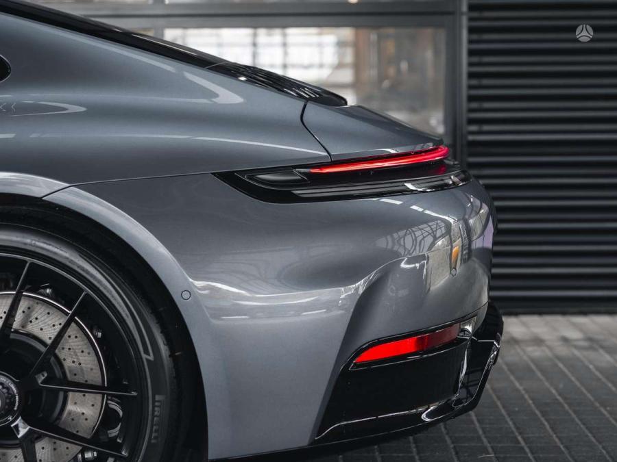Pelēks Porsche 911 2026 Viļņa, ar dzinēja tilpumu 2.98 L un nobraukumu 3 tūkst. km par 205459 €, foto 18 vietnē AUTOMOTO.COM.LV