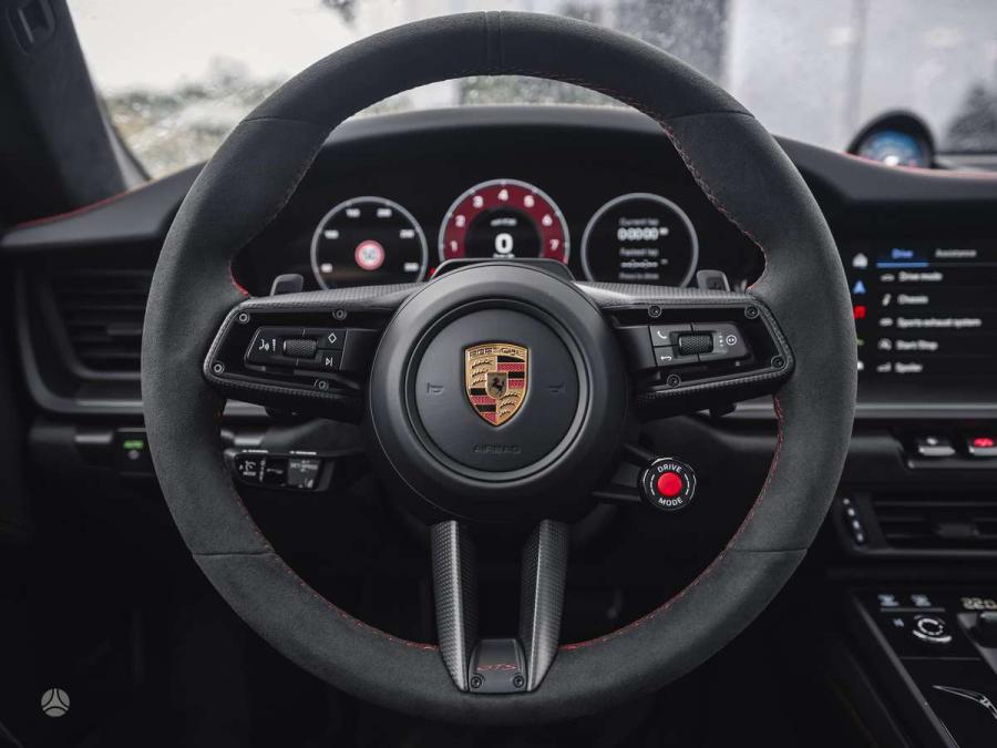 Pelēks Porsche 911 2026 Viļņa, ar dzinēja tilpumu 2.98 L un nobraukumu 3 tūkst. km par 205459 €, foto 30 vietnē AUTOMOTO.COM.LV