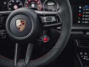 Pelēks Porsche 911 2026 Viļņa, ar dzinēja tilpumu 2.98 L un nobraukumu 3 tūkst. km par 205459 €, foto 32 vietnē AUTOMOTO.COM.LV