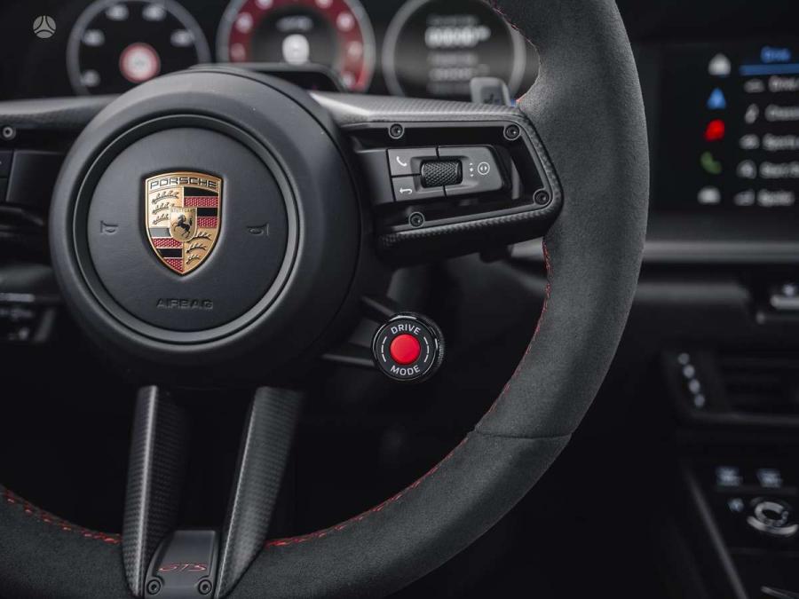 Pelēks Porsche 911 2026 Viļņa, ar dzinēja tilpumu 2.98 L un nobraukumu 3 tūkst. km par 205459 €, foto 32 vietnē AUTOMOTO.COM.LV
