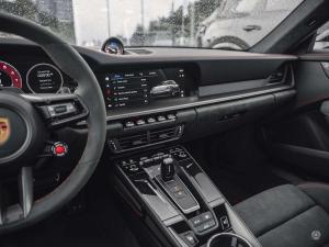 Pelēks Porsche 911 2026 Viļņa, ar dzinēja tilpumu 2.98 L un nobraukumu 3 tūkst. km par 205459 €, foto 34 vietnē AUTOMOTO.COM.LV