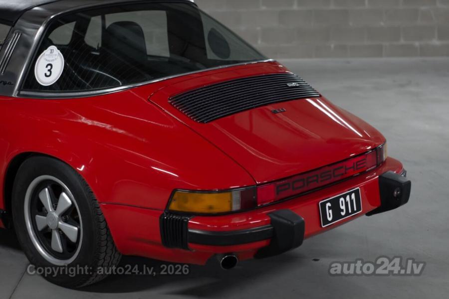 Красный Порше 911 1974 в Таллин, объемом двигателя 2.70 л и пробегом 89 тыс. км за 75000 €, фото 5 на AUTOMOTO.COM.LV