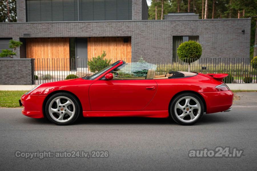 Красный Порше 911 2001 в Таллин, объемом двигателя 3.40 л и пробегом 135 тыс. км за 25300 €, фото 4 на AUTOMOTO.COM.LV