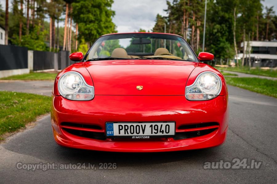 Красный Порше 911 2001 в Таллин, объемом двигателя 3.40 л и пробегом 135 тыс. км за 25300 €, фото 14 на AUTOMOTO.COM.LV