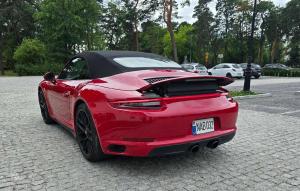 Sarkans Porsche 911 2018 Kauņa, ar dzinēja tilpumu 2.98 L un nobraukumu 53 tūkst. km par 76500 €, foto 8 vietnē AUTOMOTO.COM.LV