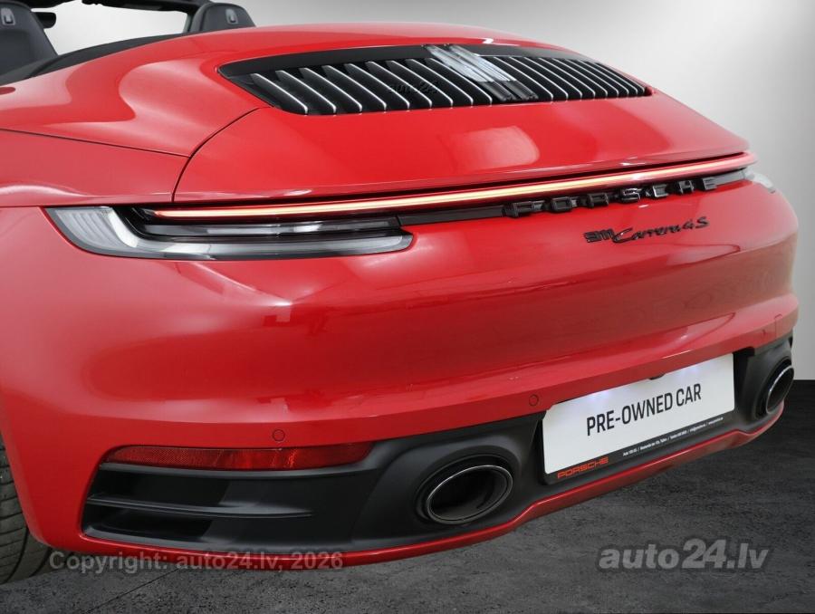 Red Porsche 911 2022 in Tallinn, with an engine capacity of 3.00 L and mileage of 35 thousand km for 139000 €, photo 10 on AUTOMOTO.COM.LV
