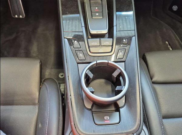 Sarkans Porsche 911 2024 Klaipėda, ar dzinēja tilpumu 2.98 L un nobraukumu 7 tūkst. km par 75000 €, foto 9 vietnē AUTOMOTO.COM.LV