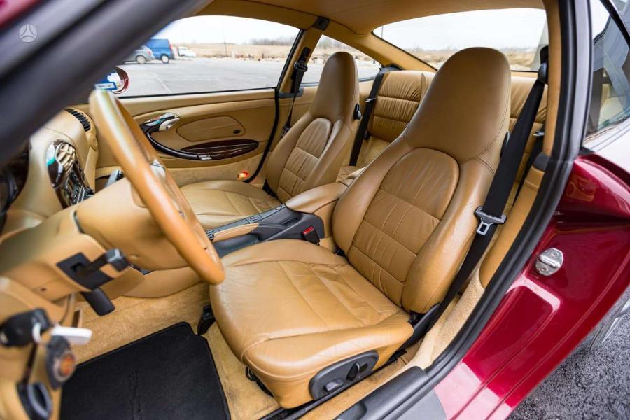 Sarkans Porsche 911 2000 Viļņa, ar dzinēja tilpumu 3.44 L un nobraukumu 122 tūkst. km par 24500 €, foto 13 vietnē AUTOMOTO.COM.LV