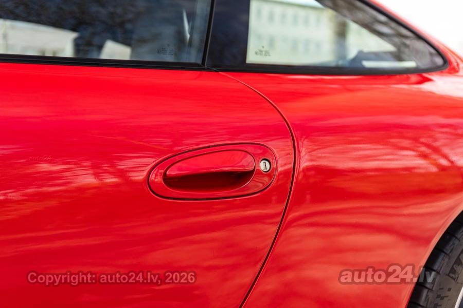 Red Porsche 911 2002 in Riga, with an engine capacity of 3.60 L and mileage of 114 thousand km for 15600 €, photo 4 on AUTOMOTO.COM.LV